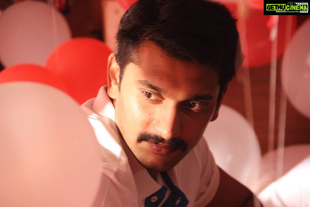 Actor Arulnithi HD Photos and Wallpapers February 2016 - Gethu Cinema