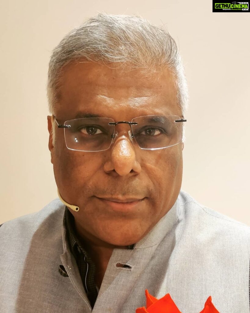 Actor Ashish Vidyarthi HD Instagram Photos and Wallpapers October 2019 ...