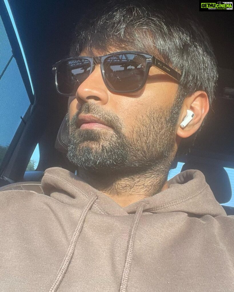 Actor Atharvaa HD Instagram Photos and Wallpapers September 2022 ...