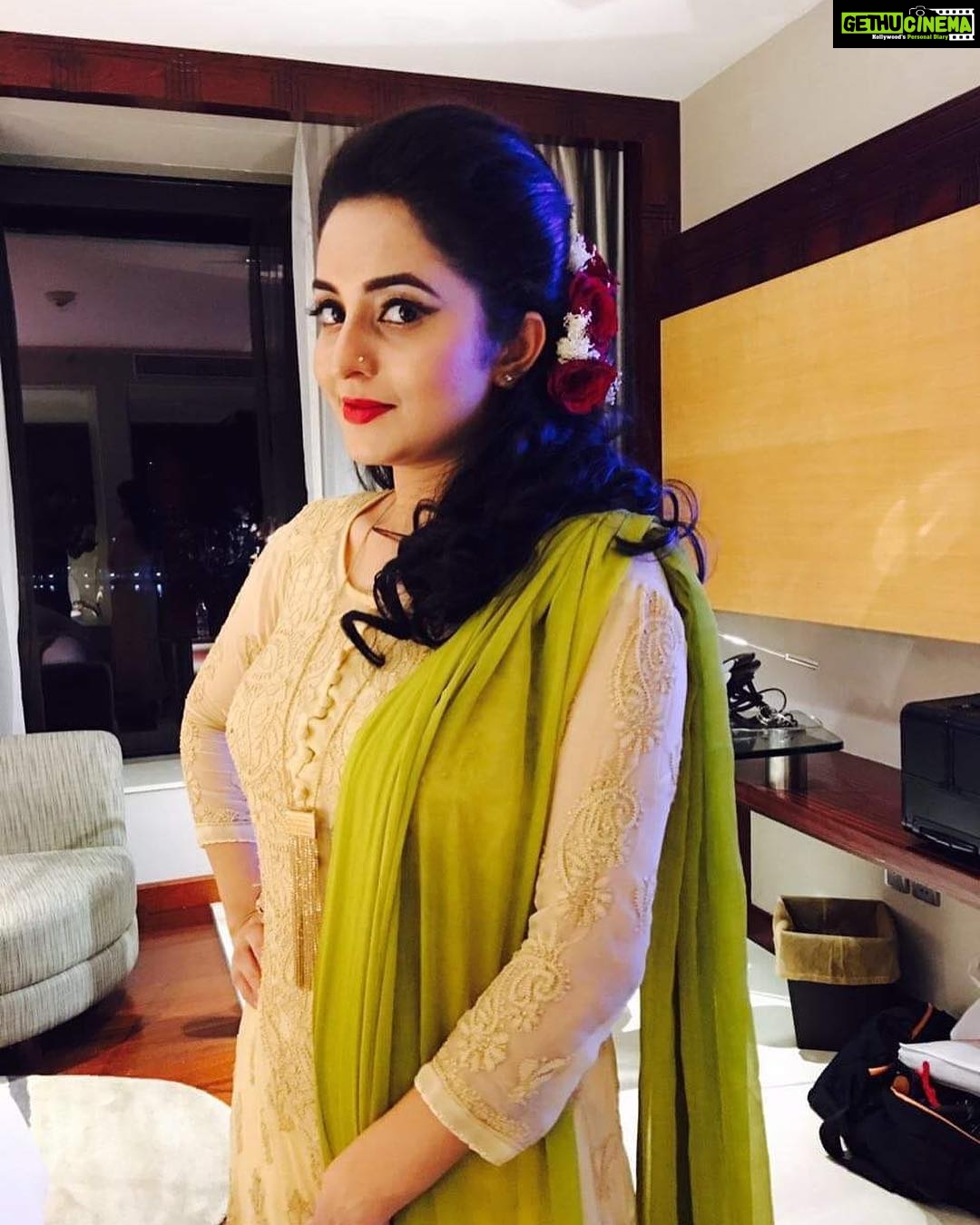 Actress Bhama HD Photos and Wallpapers July 2017 - Gethu Cinema