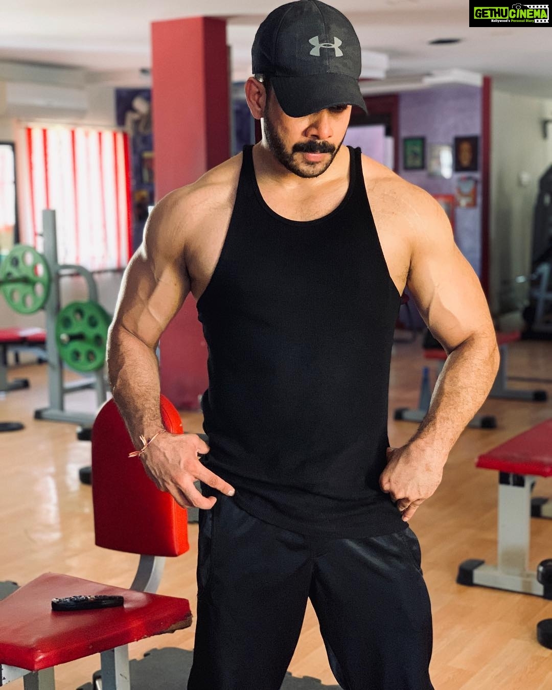 Bharath Instagram - CSK !! 🤩🤩💪🏻 - Gethu Cinema