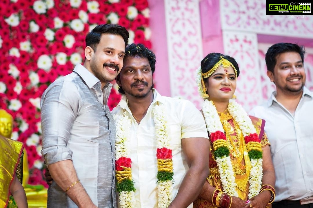 Bharath Instagram – Happy married life nanba !! 😀😀🤗 Purasawalkam, Tamil ...