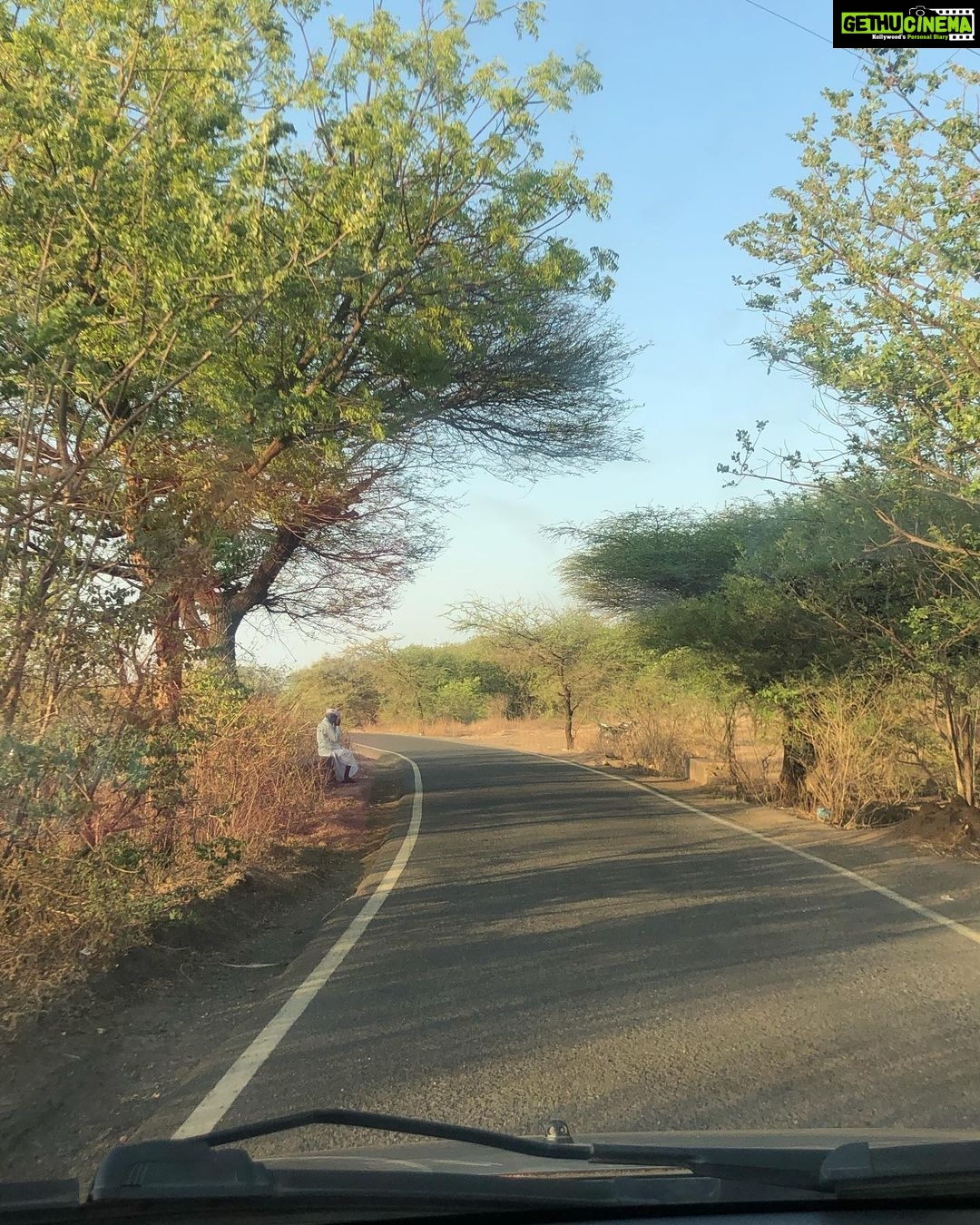 Bhumika Chawla Instagram – Is sheher ki baat hi kuch aur hai 🌻 | Gethu ...