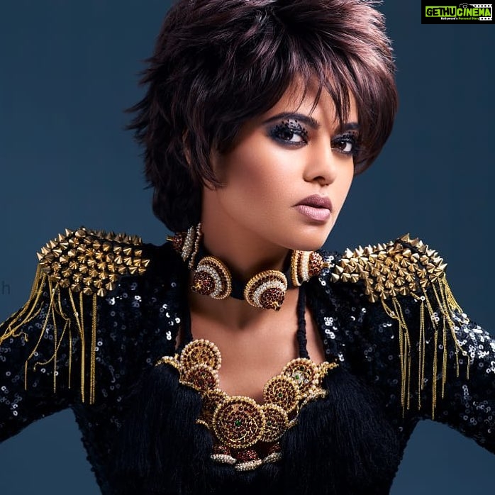 Bindu Madhavi Instagram – Makeup hair n styling – @rachelstylesmith # ...
