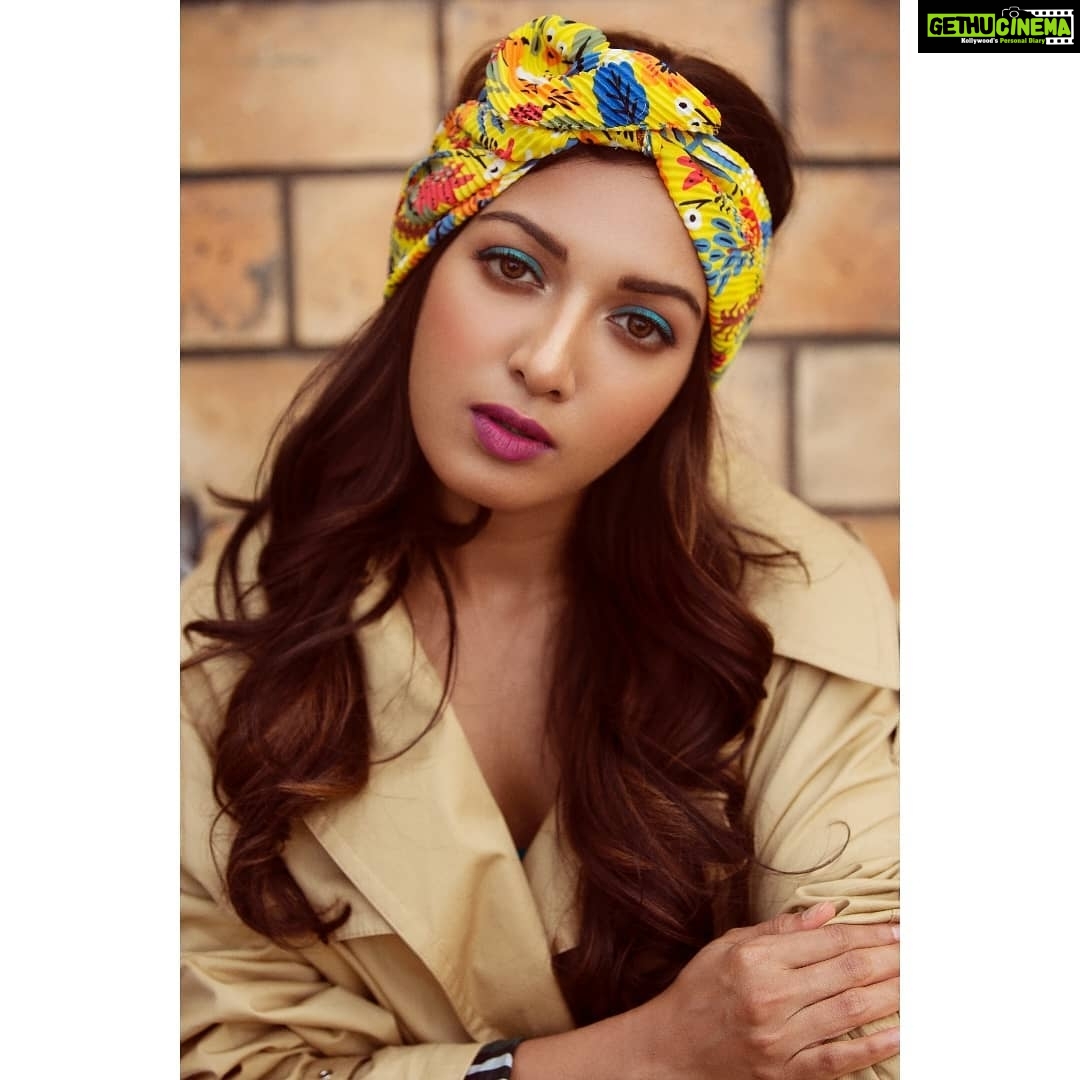 Catherine Tresa Instagram – DON’T harsh my mellow 🎵🎶🎧 #kidsthesedays # ...