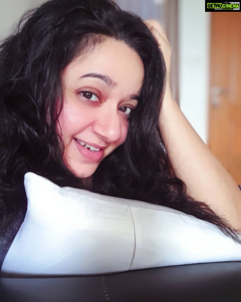 Chandra Lakshman Instagram – Being Sujata 🧿💕 @swanthamsujathaofficial PC:@swathikaa.__ #moongirl ...