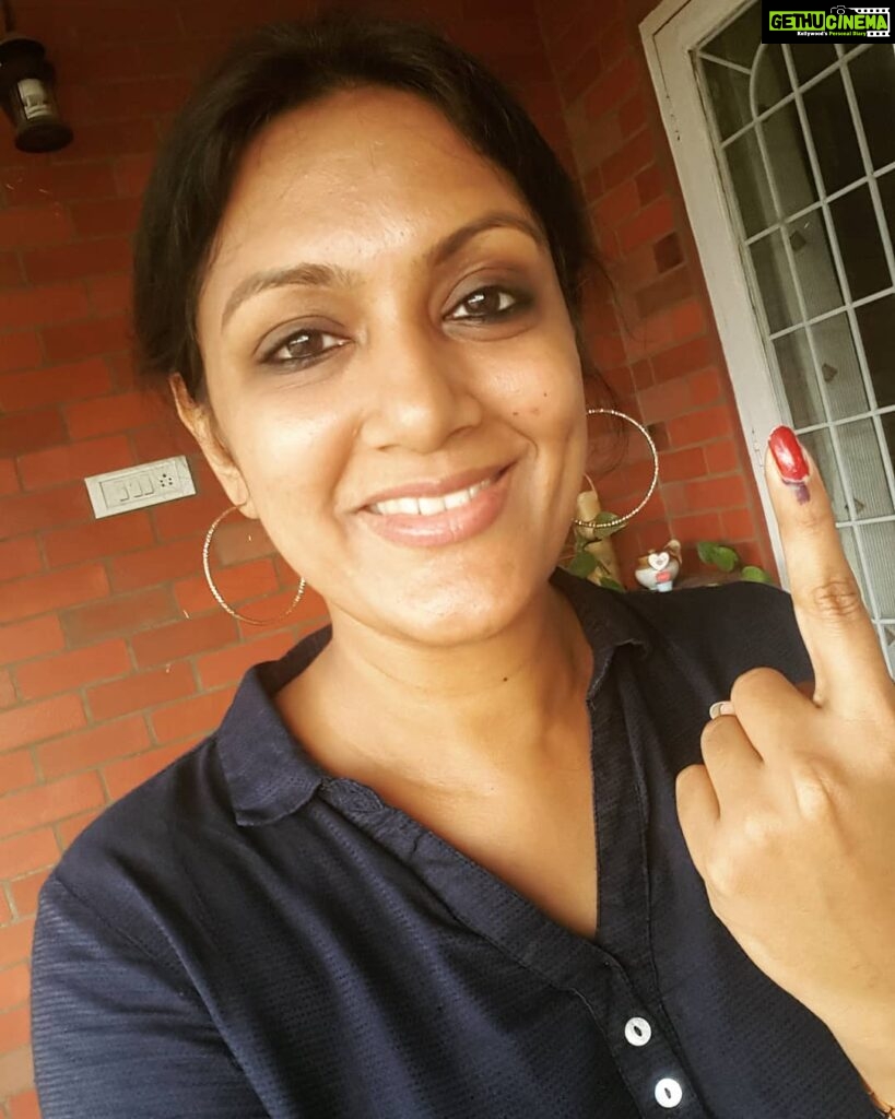 Actress Devadarshini HD Photos and Wallpapers May 2019 - Gethu Cinema