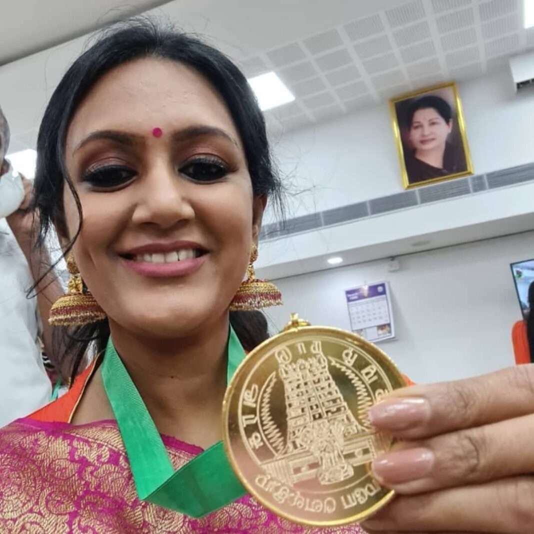 Actress Devadarshini HD Instagram Photos and Wallpapers June 2021 ...