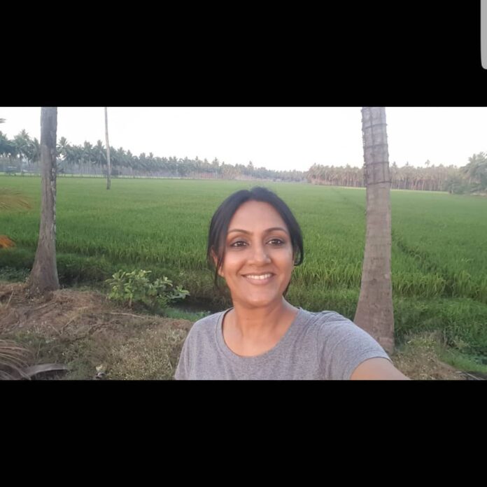 Actress Devadarshini HD Photos and Wallpapers October 2020 - Gethu Cinema