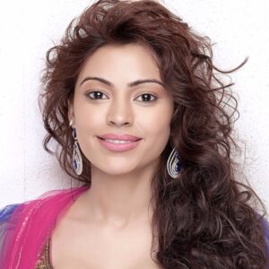 Actress Devshi Khandur HD Photos and Wallpapers April 2022 - Gethu Cinema