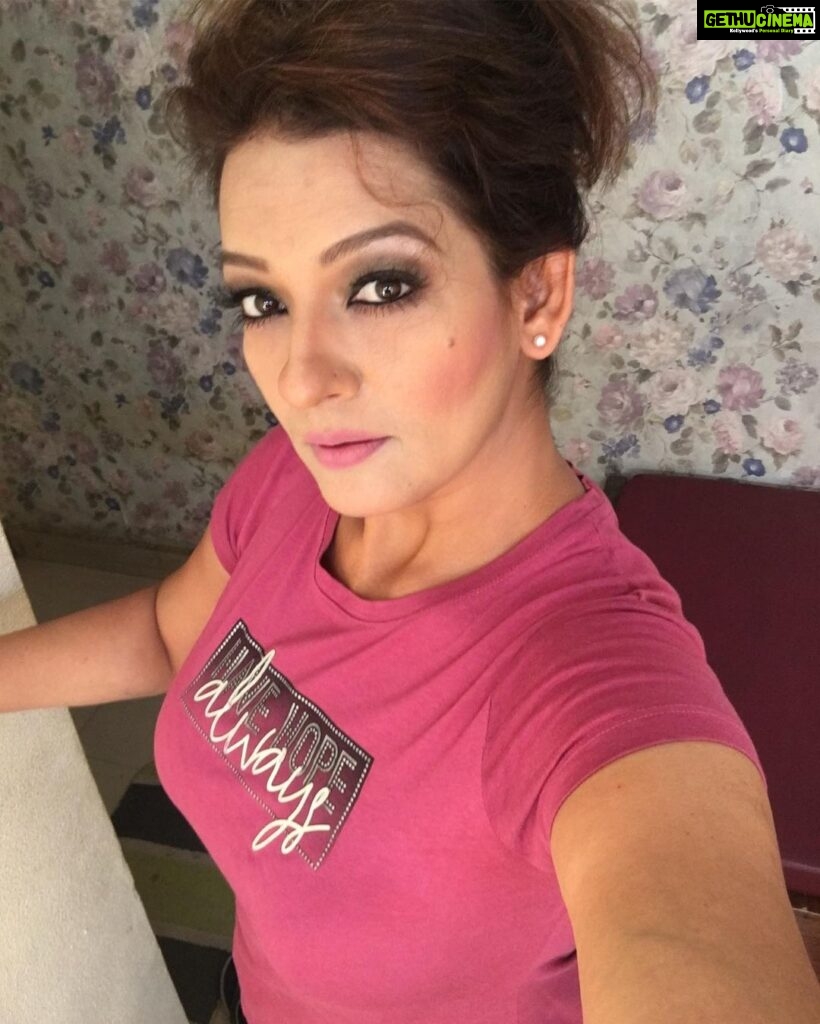 Falguni Rajani Instagram – GULFAM KALI AA GAYI HAPPU KI ULTAN PALTAN ME ...