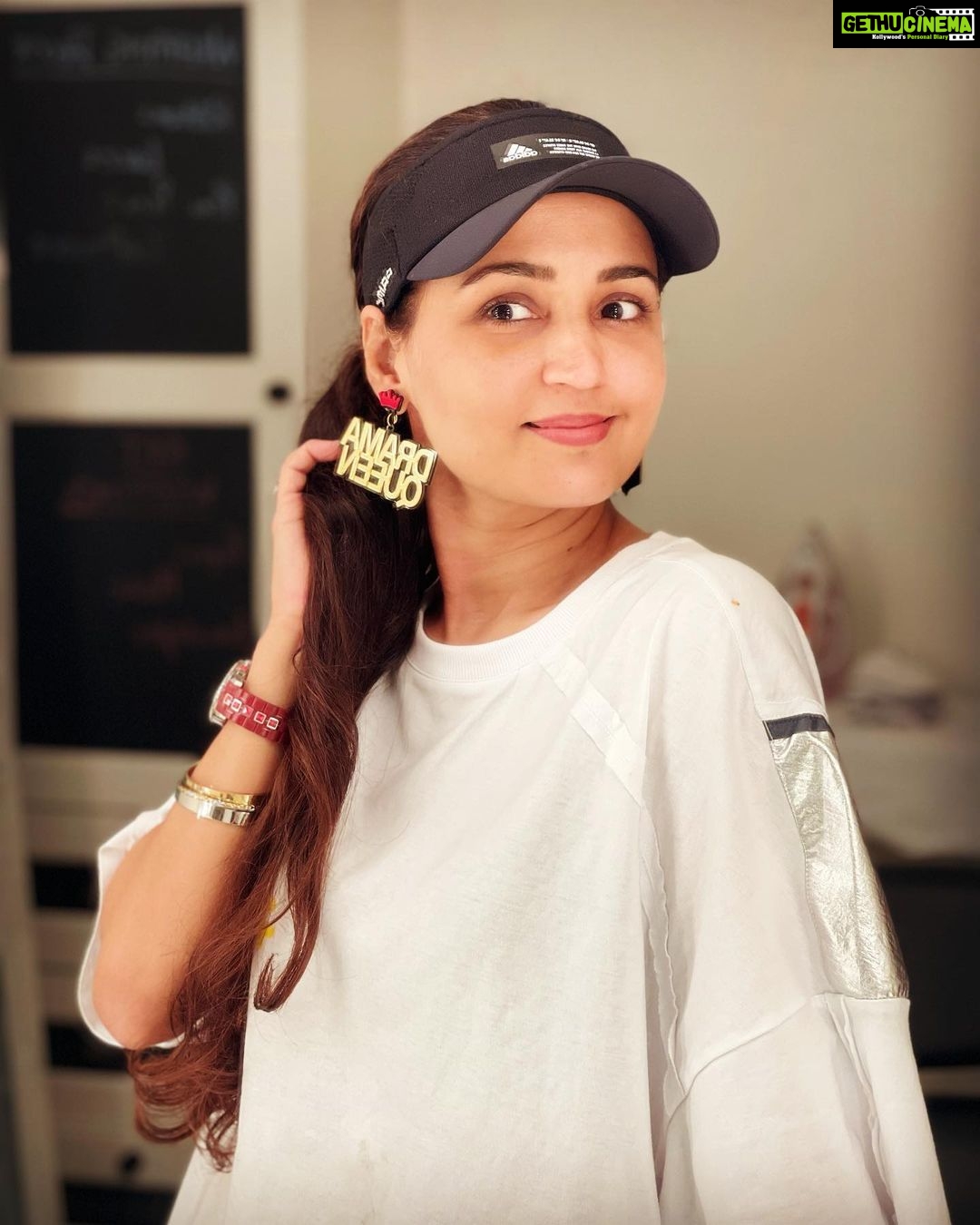 Gajala Instagram – You have to be the Queen to create drama👸 . Earrings ...