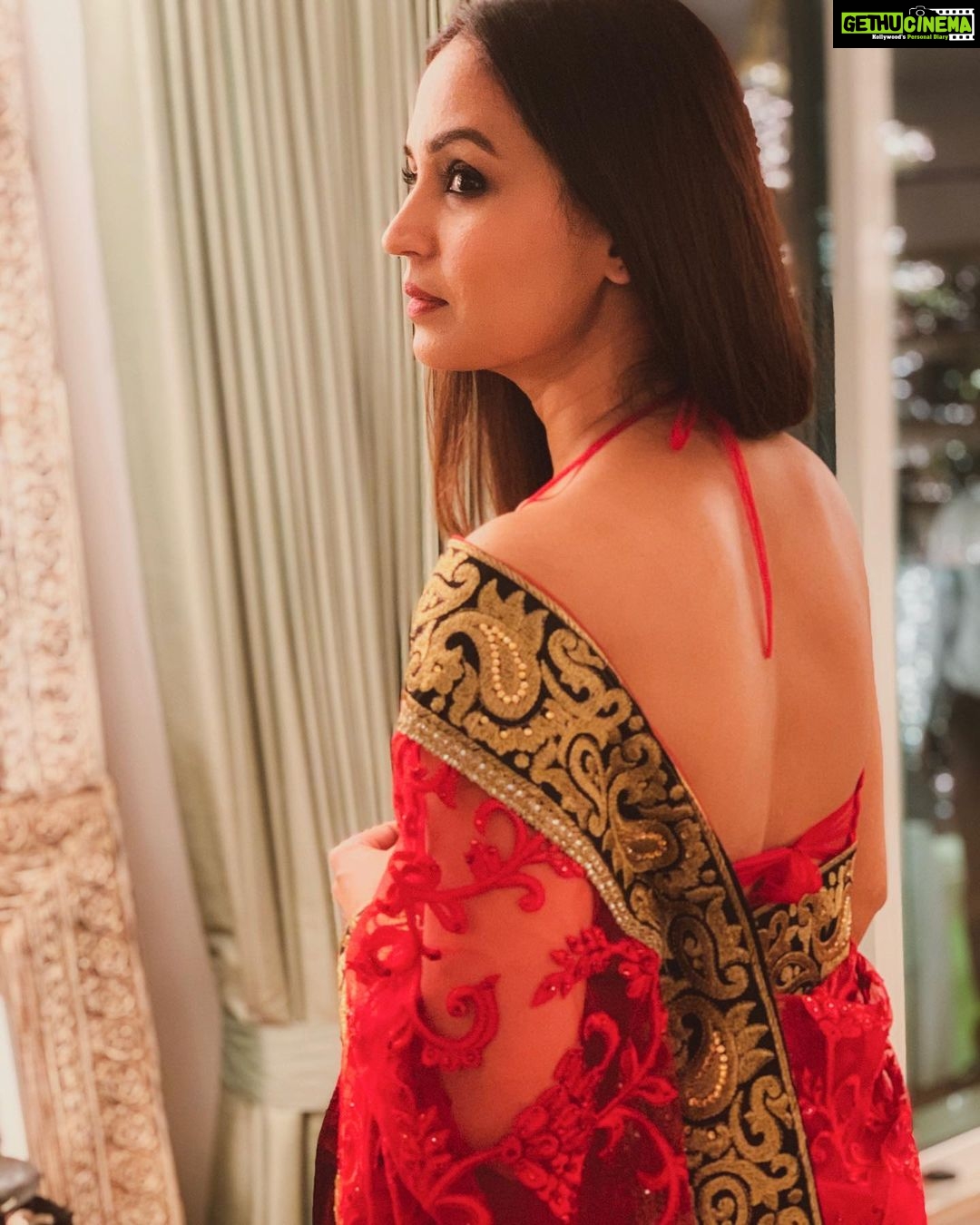 Gajala Instagram – The present moment is filled with joy & happiness. If you are attentive, u ...