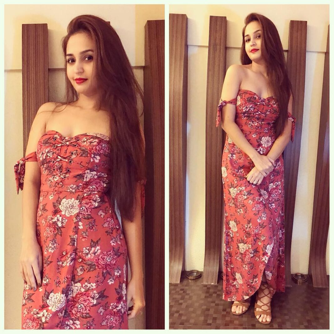 Gajala Instagram – Life is uncertain eat dessert First😜🎂 ️ ...