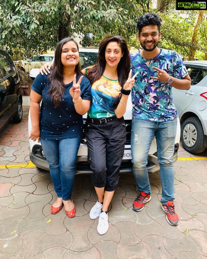 Actress Gurleen Chopra HD Photos and Wallpapers June 2019 - Gethu Cinema