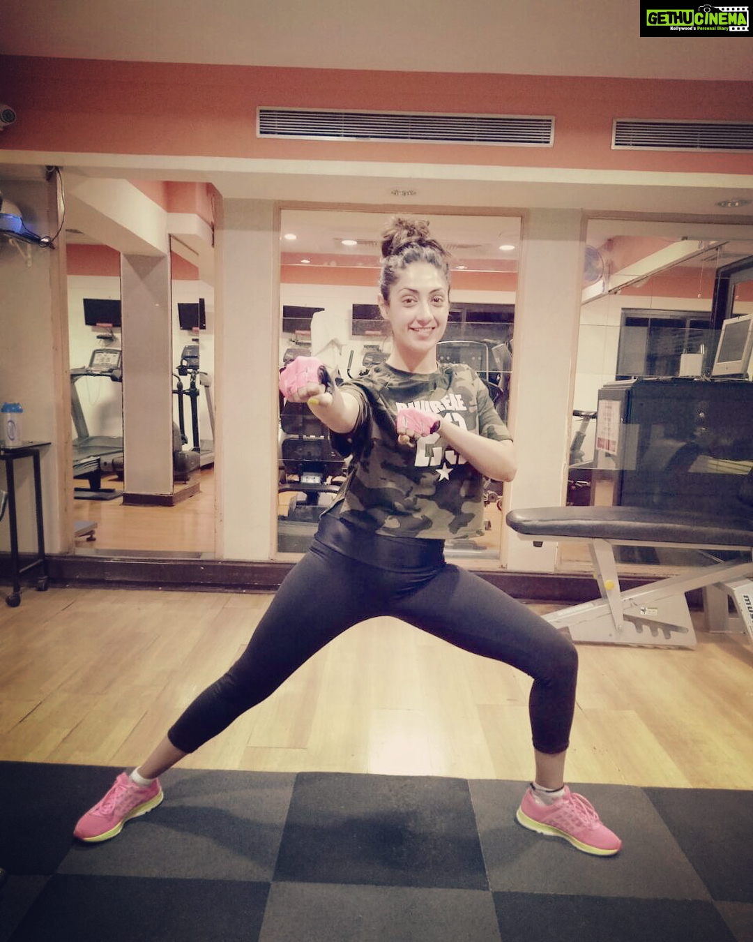 Gurleen Chopra Instagram – New year, new you: TRANSFORMATION, not ...