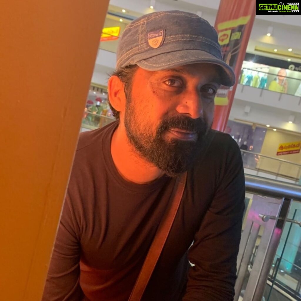 Actor Guru Somasundaram HD Instagram Photos and Wallpapers November ...