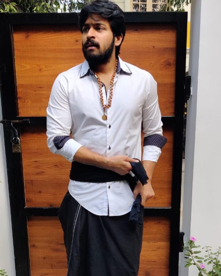 Harish Kalyan Wiki, Biography, Age, Gallery, Spouse and more