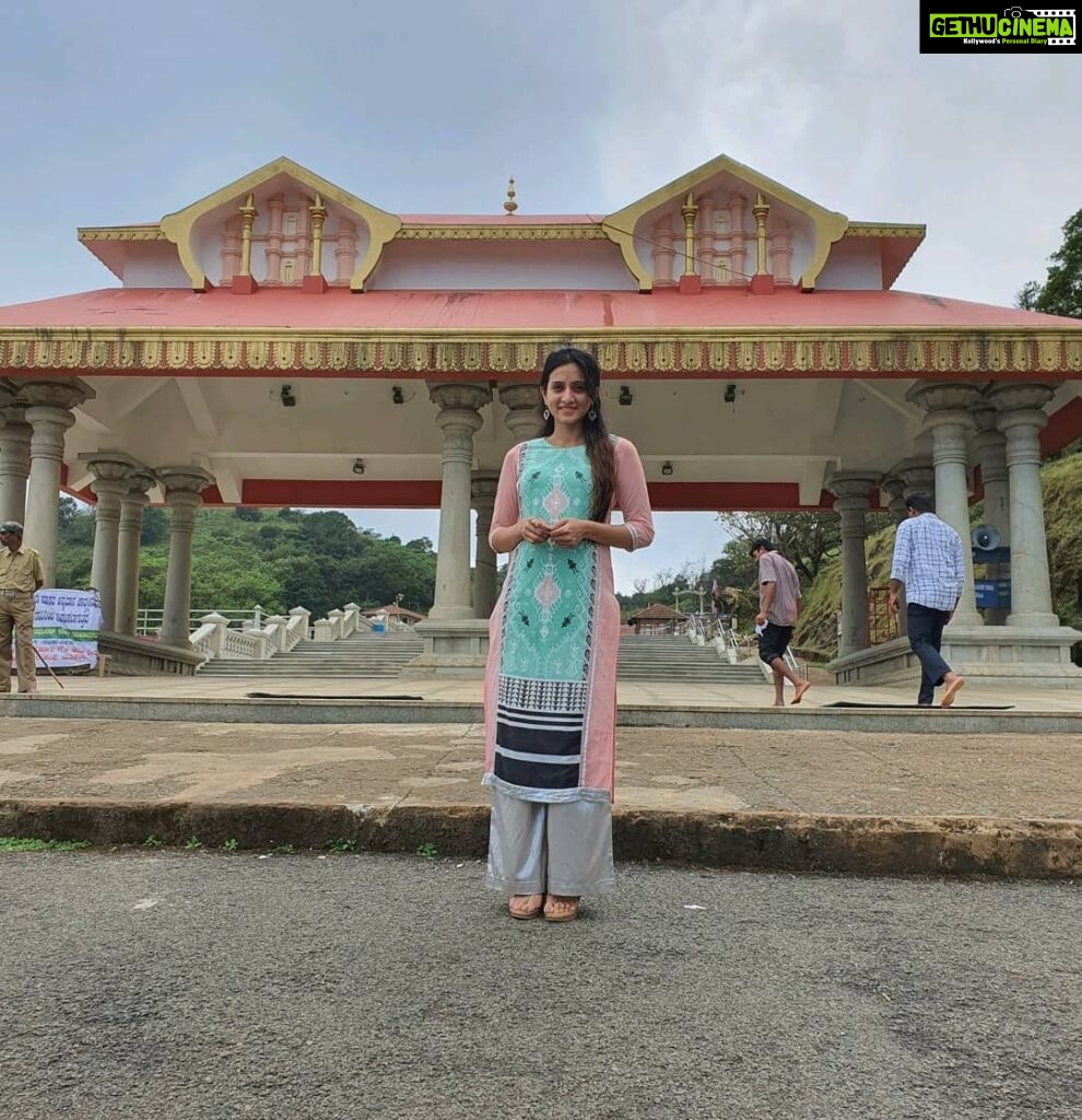 Harshika Poonacha Instagram – Happy Deepavali 💫🔥💥 . . . . . How much I ...