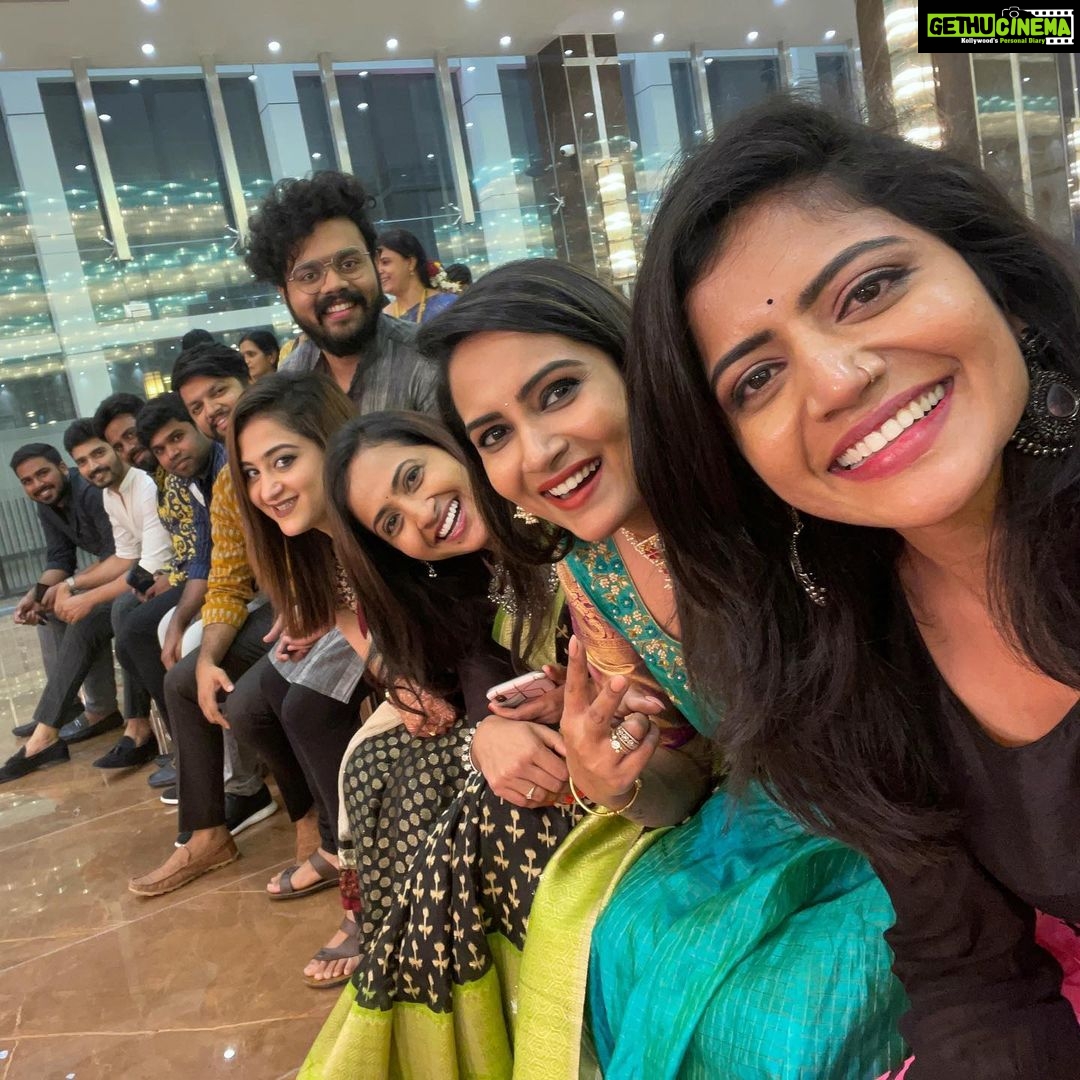 Himaja Instagram – Helloo everyone .. Ninnaa Mana Vithika vaalla sister ...