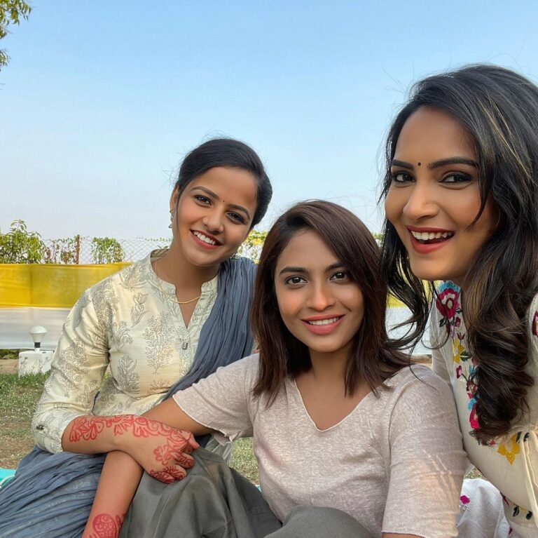Actress Himaja HD Instagram Photos and Wallpapers February 2021 | Gethu ...