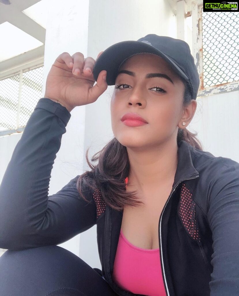 Actress Iniya HD Instagram Photos and Wallpapers July 2020 | Gethu Cinema