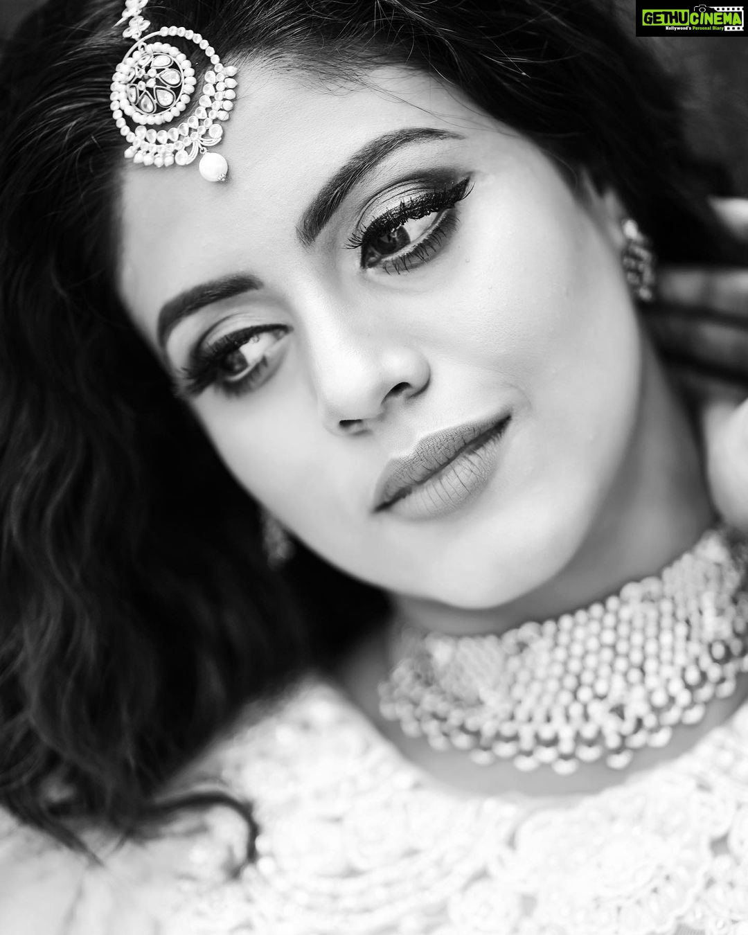 Iniya Instagram – @salaaboutique @sajilisaleem @fathema_fida ...