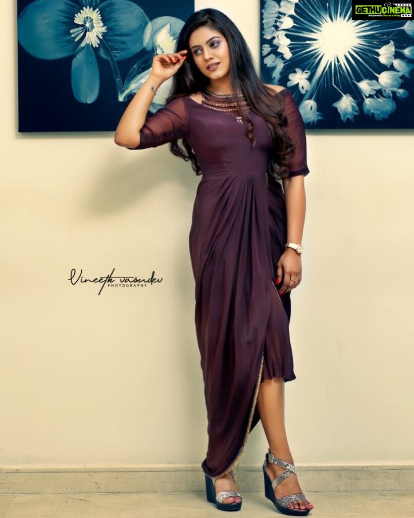 Iniya Instagram - @iam_ineya @vineethvasudev_photography ...