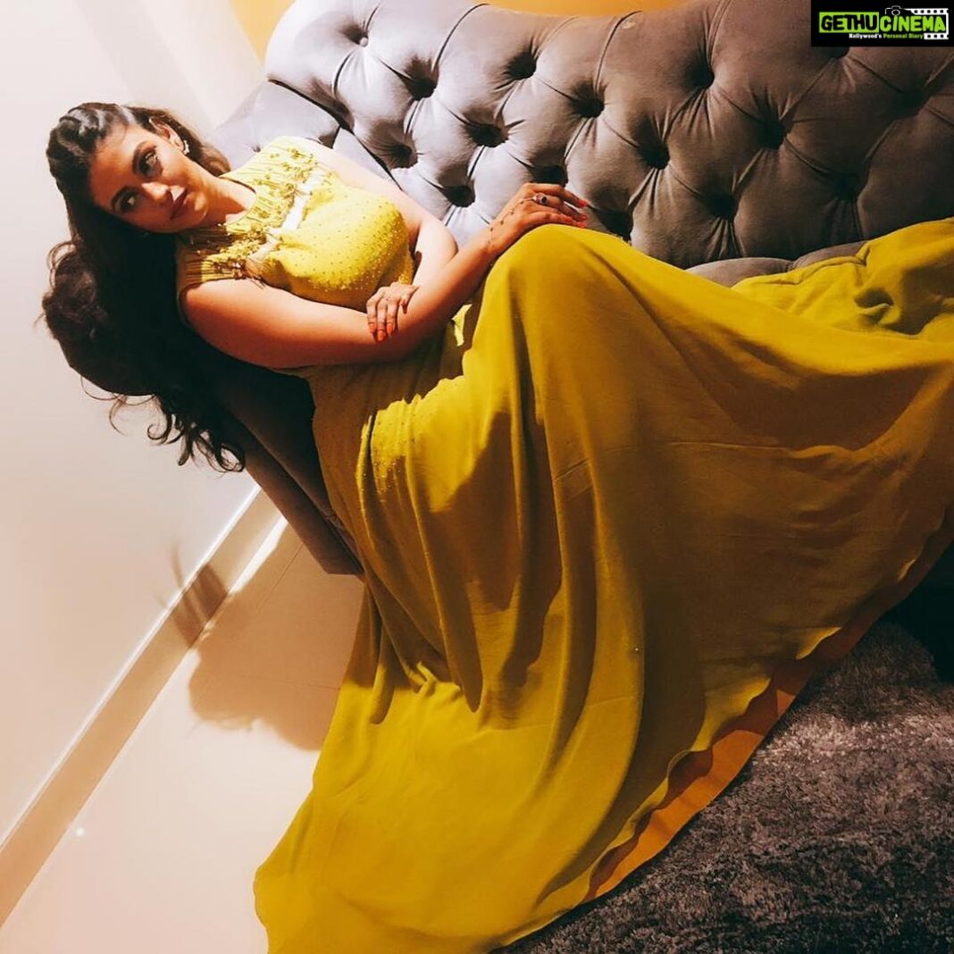 Actress Iniya HD Photos and Wallpapers March 2019 | Gethu Cinema