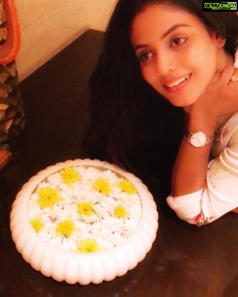 Iniya Instagram - RISE UP ..START FRESH ..SEE THE BRIGHT OPPORTUNITY IN ...