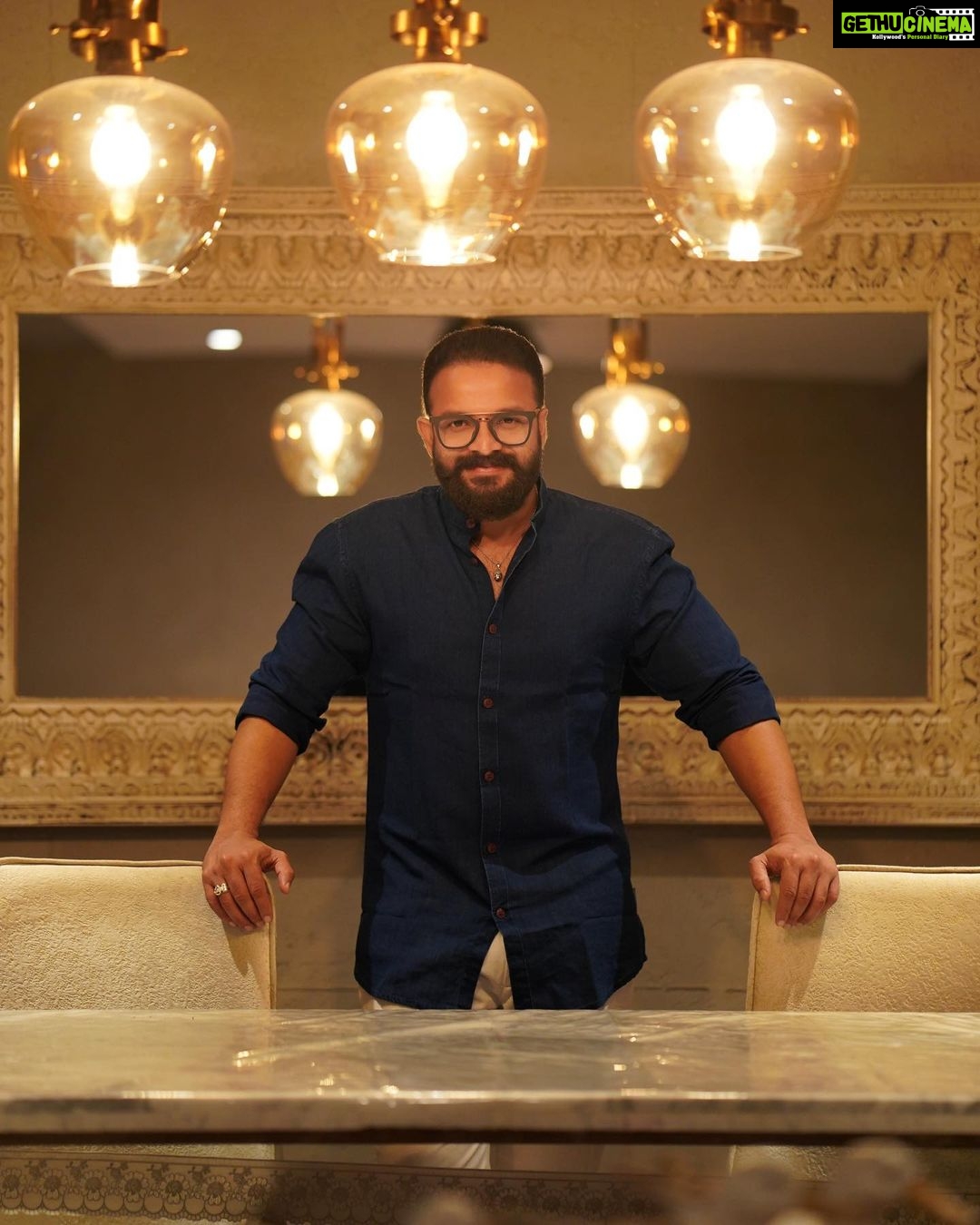 Actor Jayasurya HD Instagram Photos and Wallpapers September 2019 | Gethu Cinema