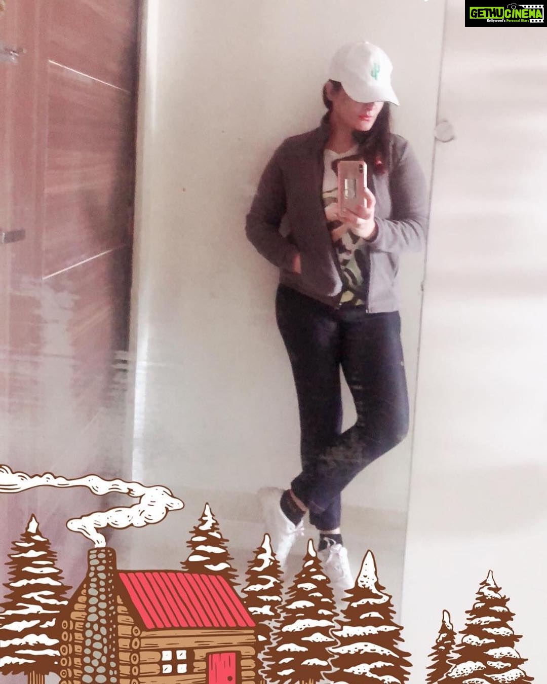 Kiran Rathod Instagram – #xmaslove | Gethu Cinema