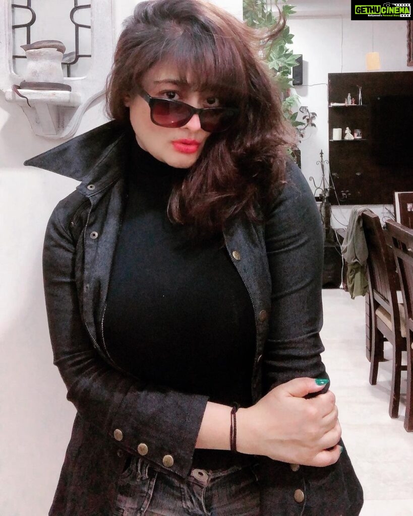 Kiran Rathod Instagram – Treat Me Well Or Go To Hell 😜😜😜☺️☺️😂😂🤣🤣# ...