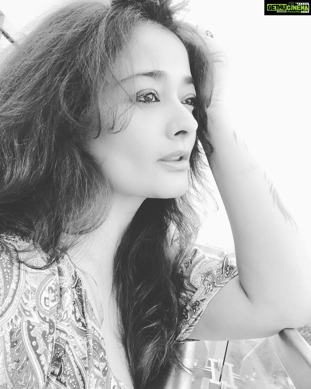 Actress Kiran Rathod HD Instagram Photos and Wallpapers January 2020 ...