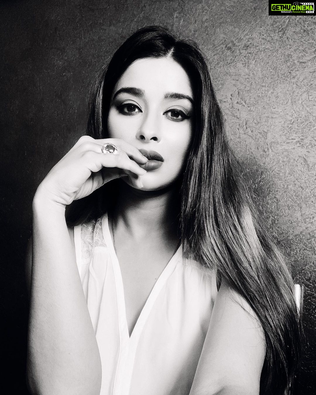 Actress Madhuurima HD Instagram Photos and Wallpapers May 2020 | Gethu ...