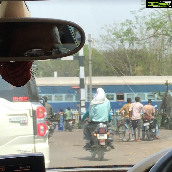 Mahima Chaudhry Instagram – Crossing to Bokaro -the steel city … love ...