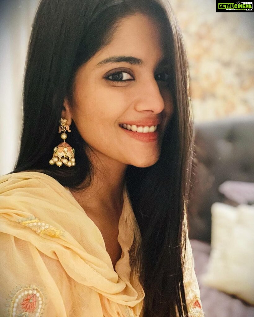 Actress Megha Akash HD Instagram Photos and Wallpapers April 2022 ...