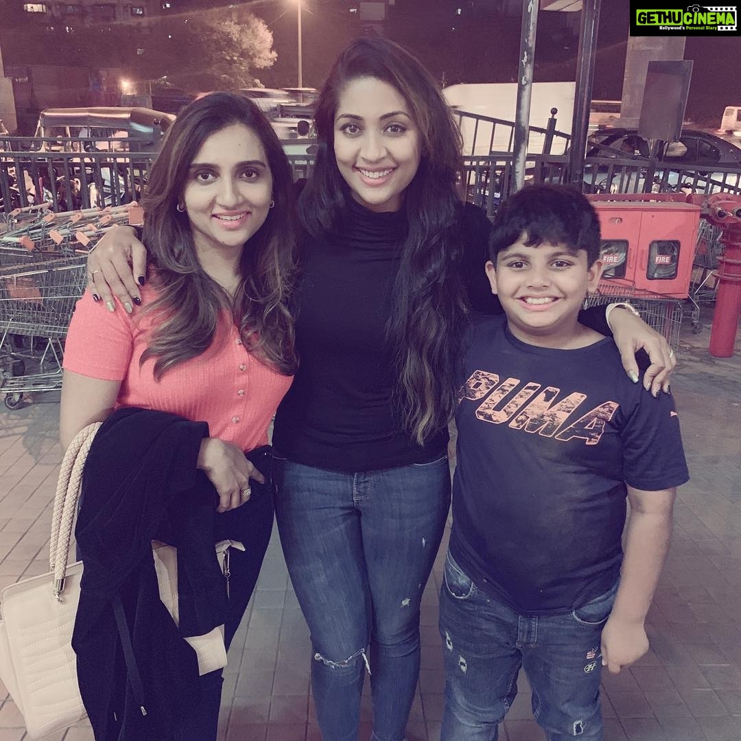 Navya Nair Instagram – And finally we met @m_manjari 😂😂😂.. watched june ...