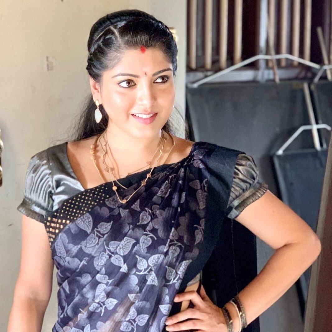 Actress Papri Ghosh HD Photos and Wallpapers September 2020 - Gethu Cinema