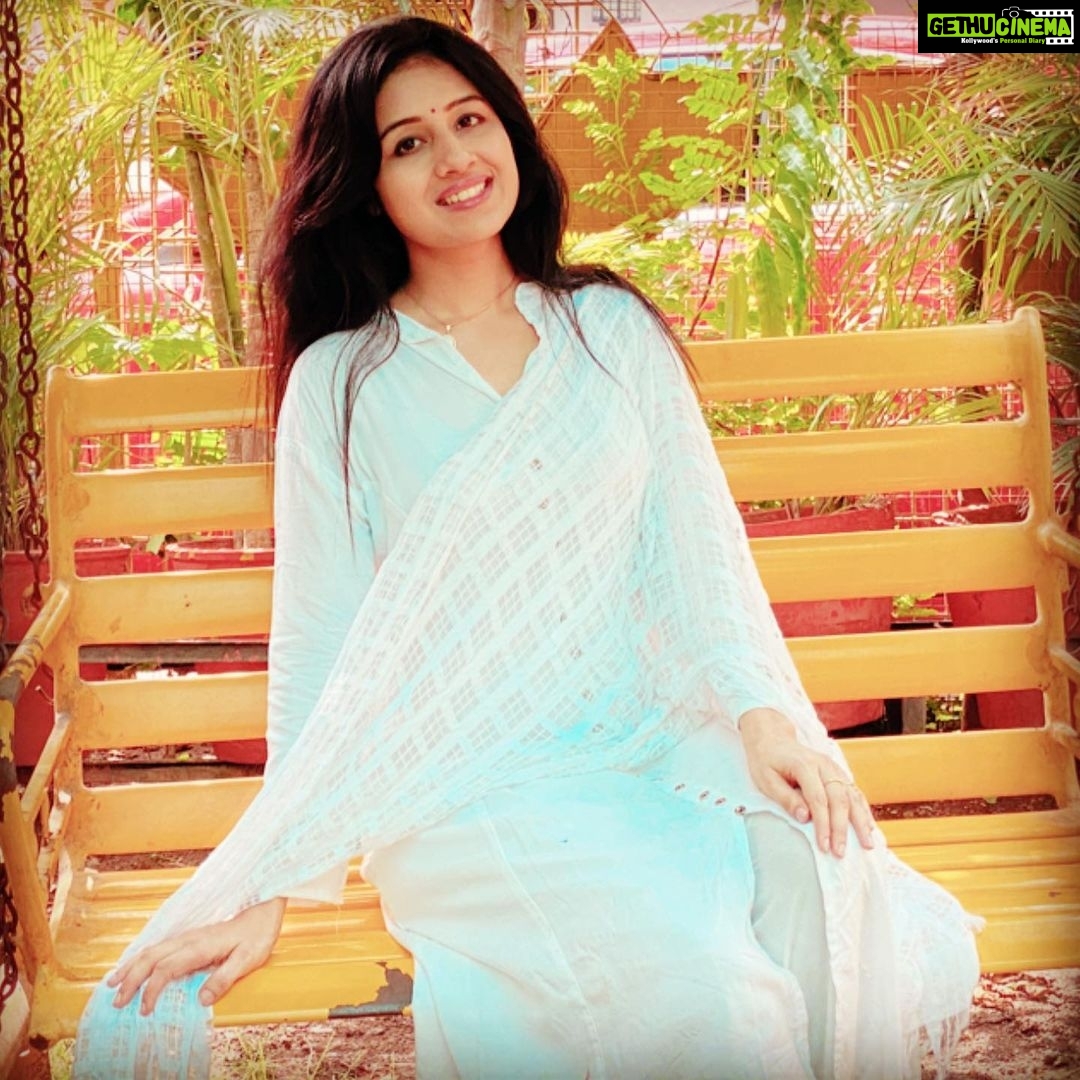 Paridhi Sharma Instagram - दीपावली की शुभ कामनाए🙏💐 Let lit the diya of ...