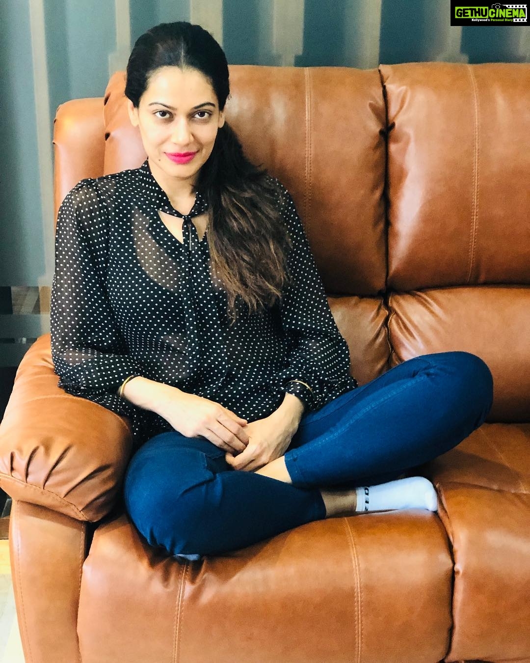 Actress Payal Rohatgi HD Photos and Wallpapers December 2018 - Gethu Cinema
