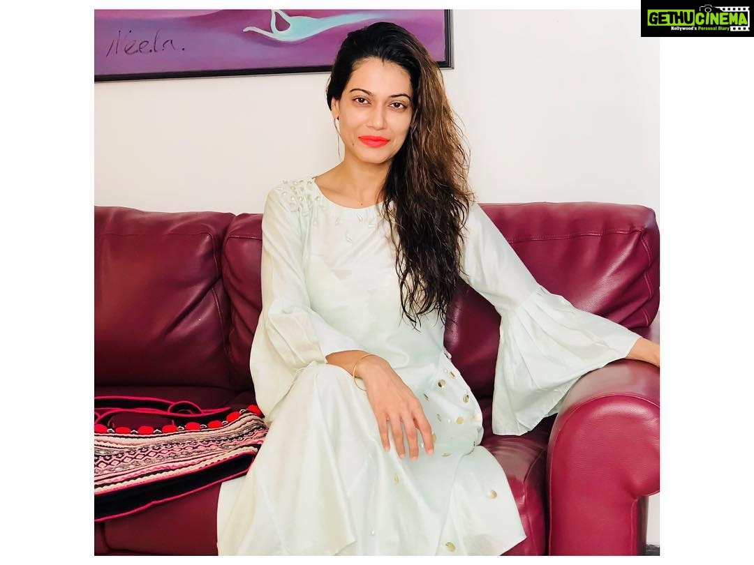 Payal Rohatgi Instagram – Always believe something wonderful is about ...