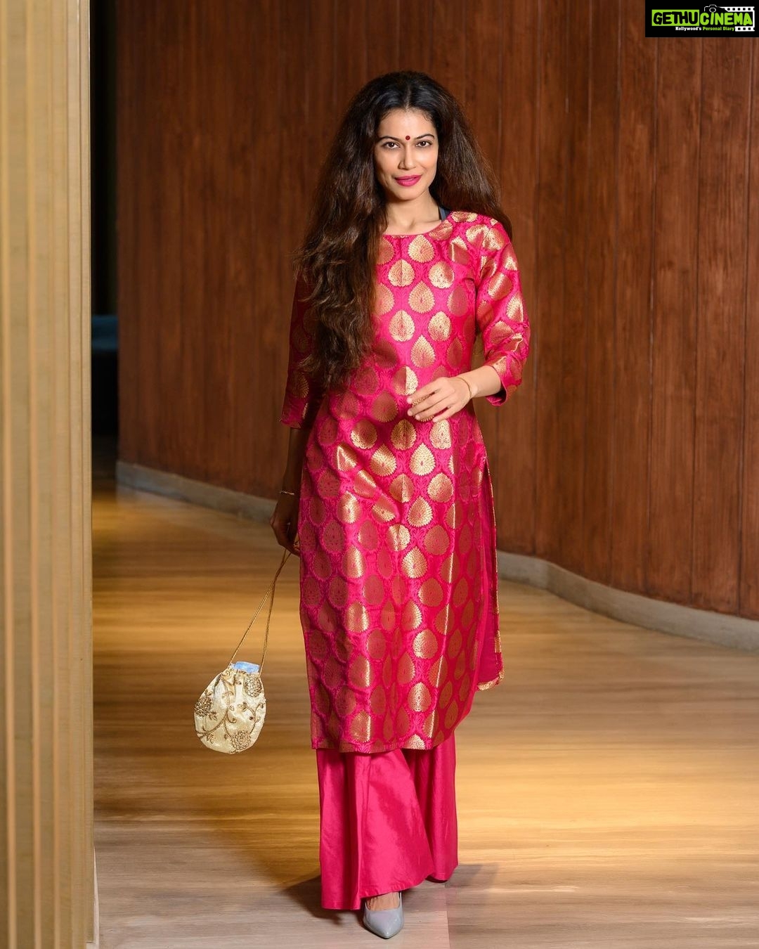 Actress Payal Rohatgi HD Instagram Photos and Wallpapers July 2021 ...