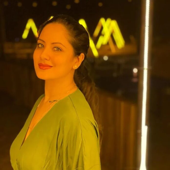 Actress Pooja Bose HD Instagram Photos and Wallpapers November 2021 ...