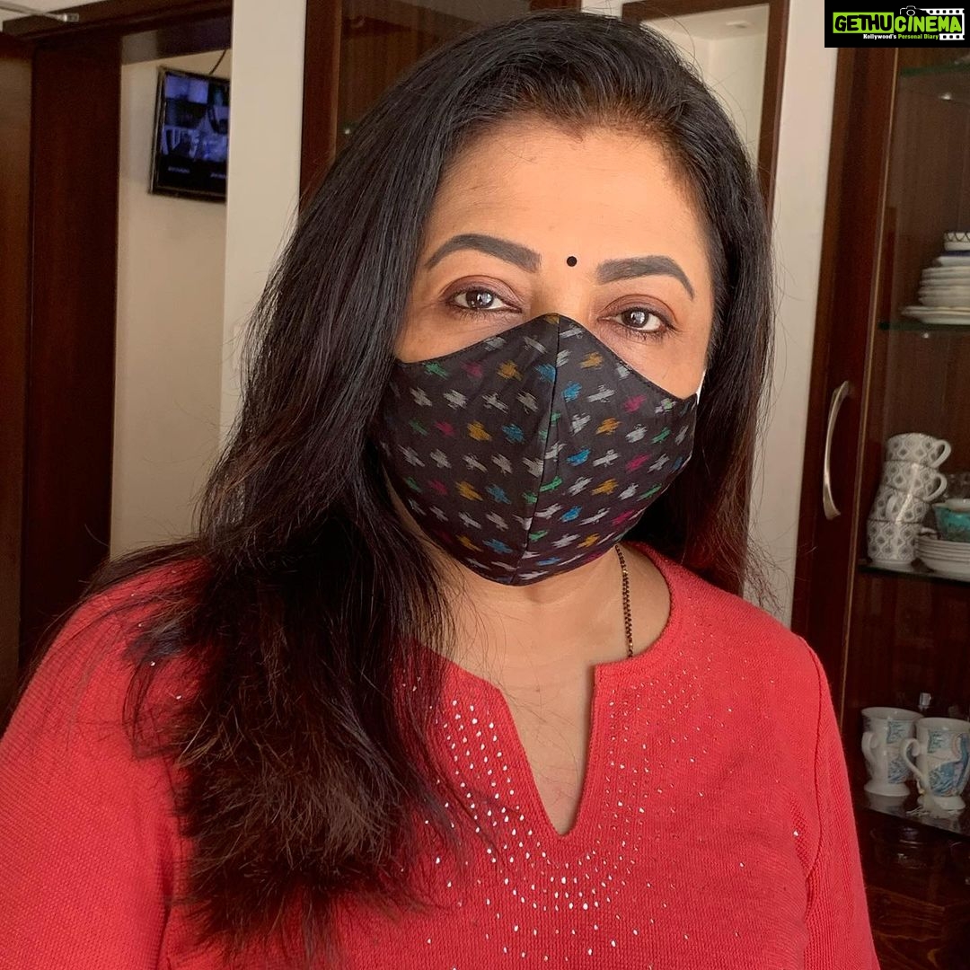 Poornima Bhagyaraj Instagram – My new serial coming up soon. Pls do ...