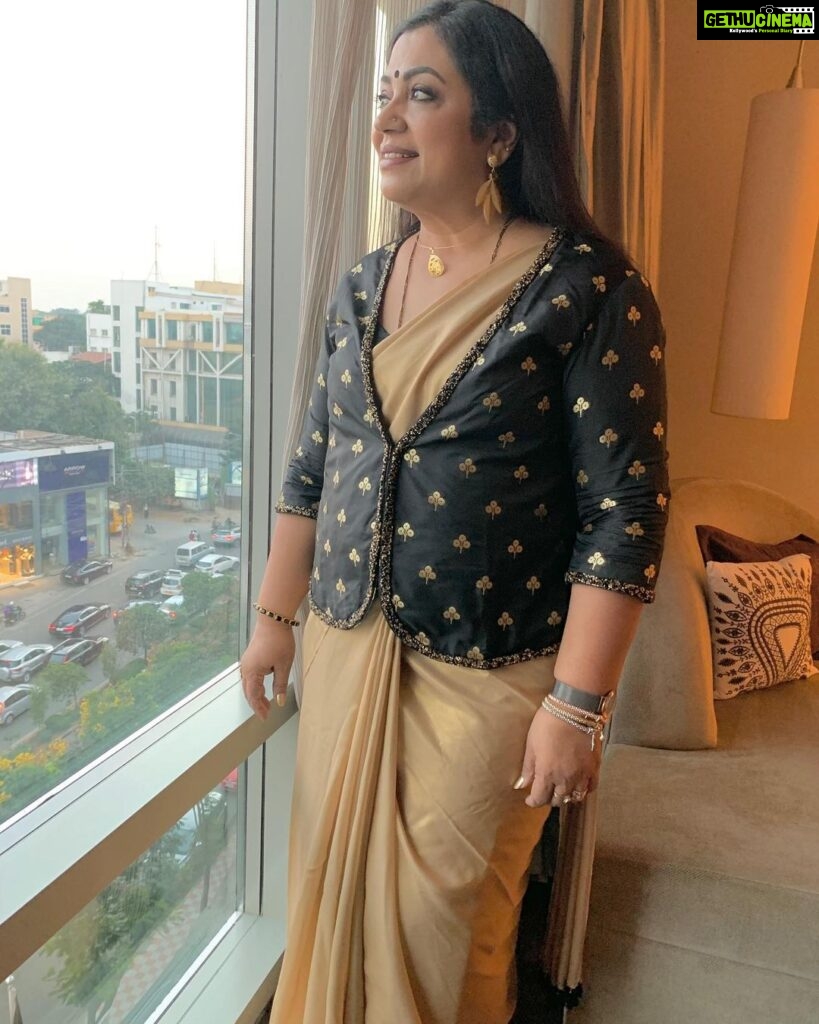 Actress Poornima Bhagyaraj HD Photos and Wallpapers November 2019 ...
