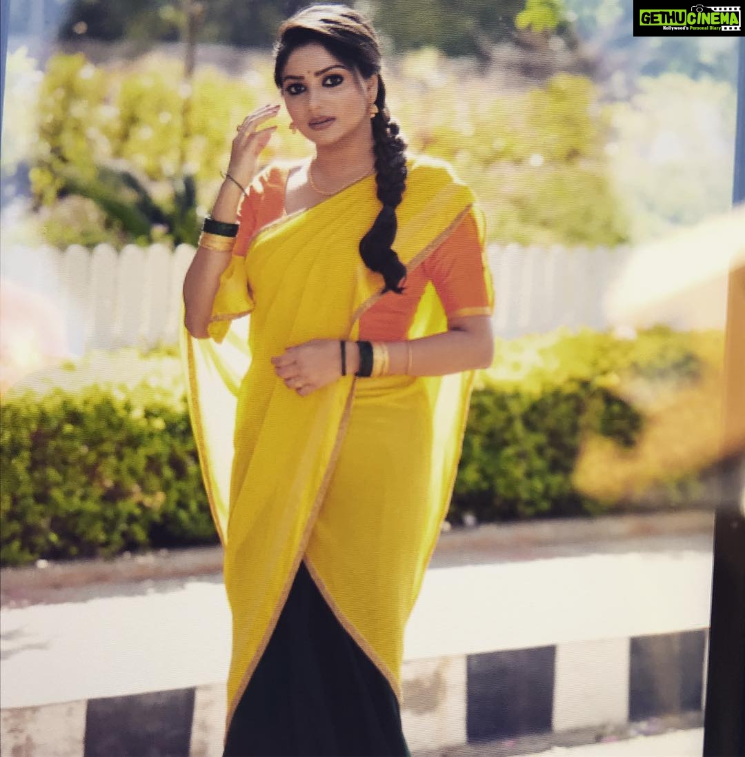 Rachita Ram Instagram – #yellowmakesmehappy💛 | Gethu Cinema