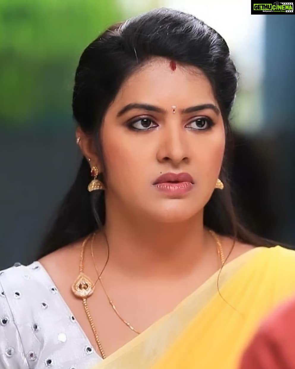 Actress Rachitha Mahalakshmi HD Instagram Photos and Wallpapers July ...