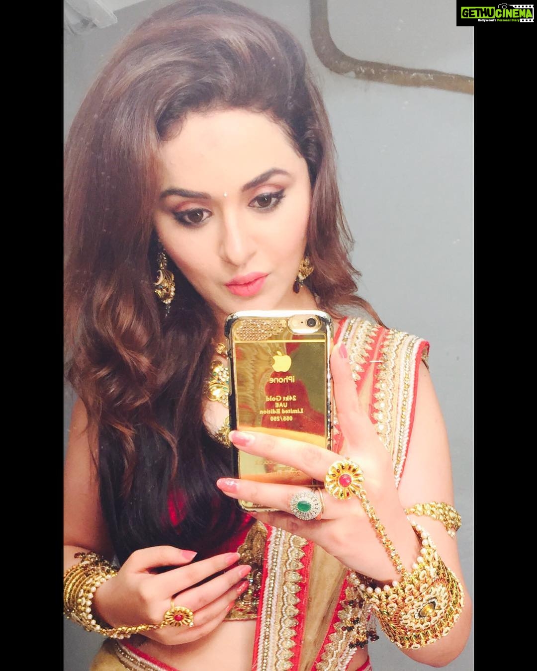 Actress Ragini Nandwani HD Instagram Photos and Wallpapers April 2019 ...