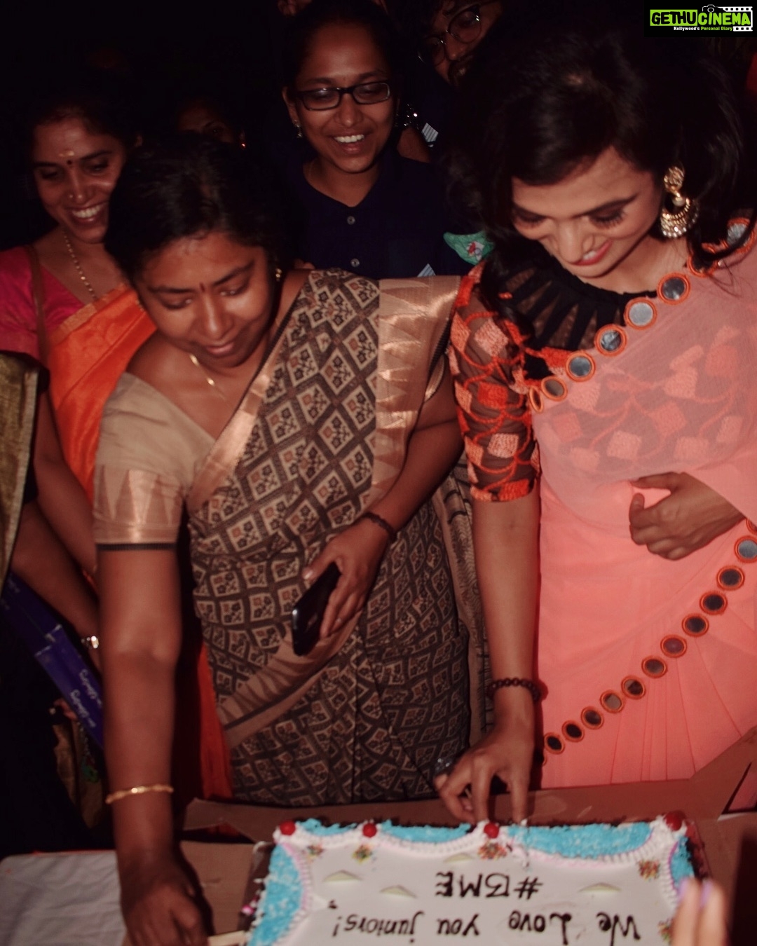 Ramya Pandian Instagram – Such a happy and proud moment for me to go ...